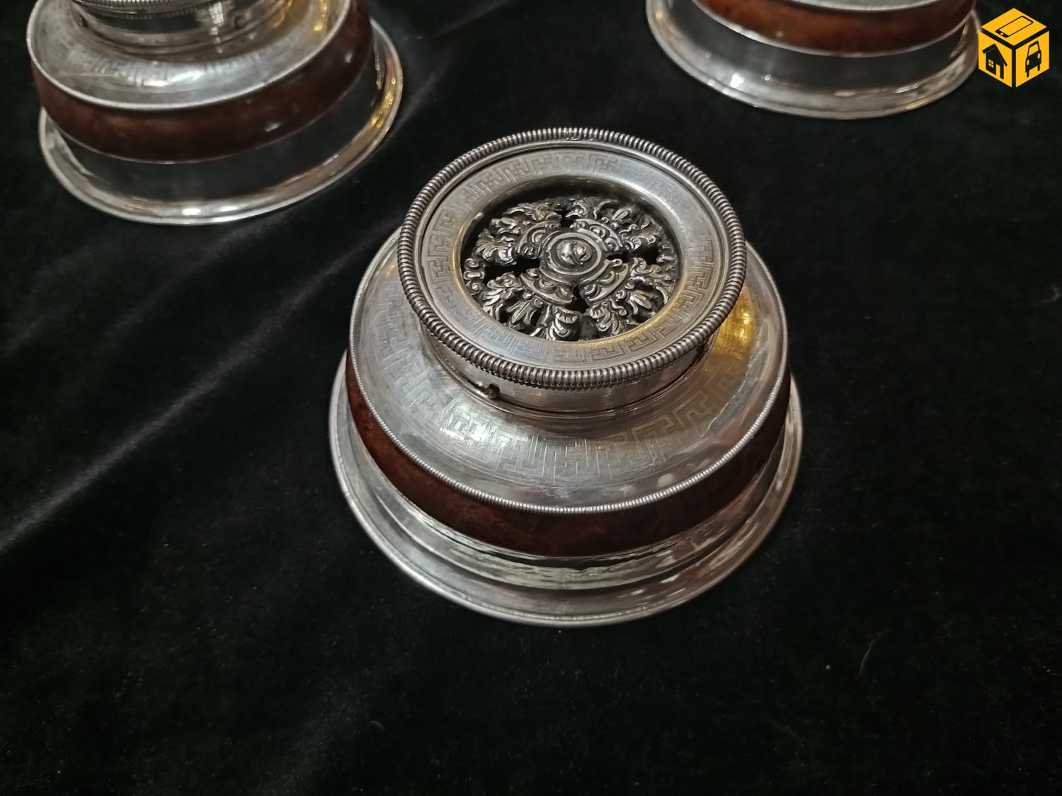 alt, mungun ayaga zarna, алт, мөнгөн аяга зарна