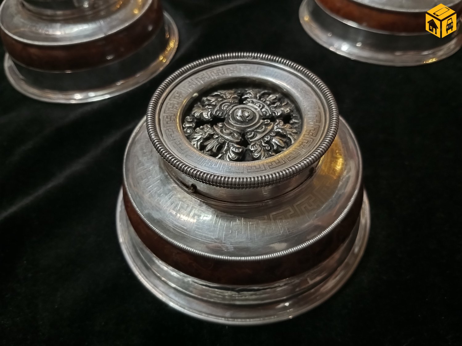 alt, mungun ayaga zarna, алт, мөнгөн аяга зарна