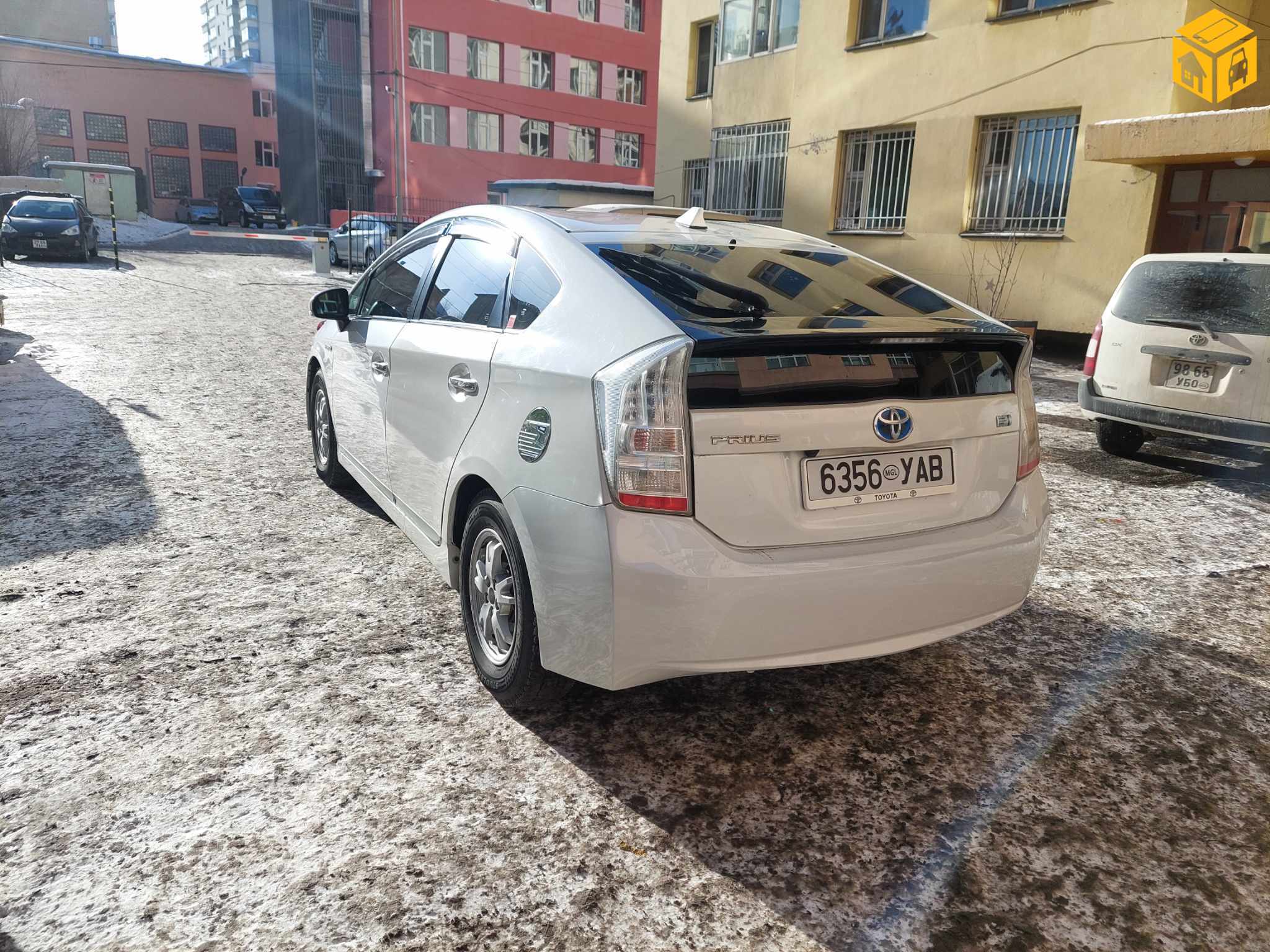prius 30 zarna une, prius 30 зарна үнэ