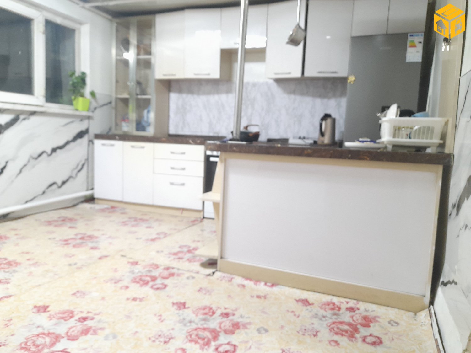 hashaa baishin zarna, хашаа байшин зарна