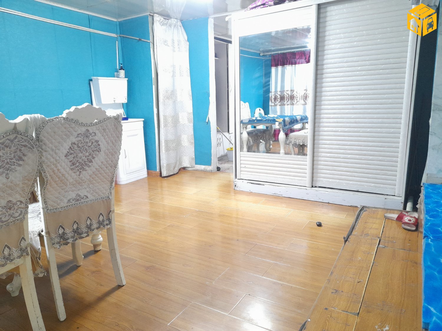 hashaa baishin zarna, хашаа байшин зарна