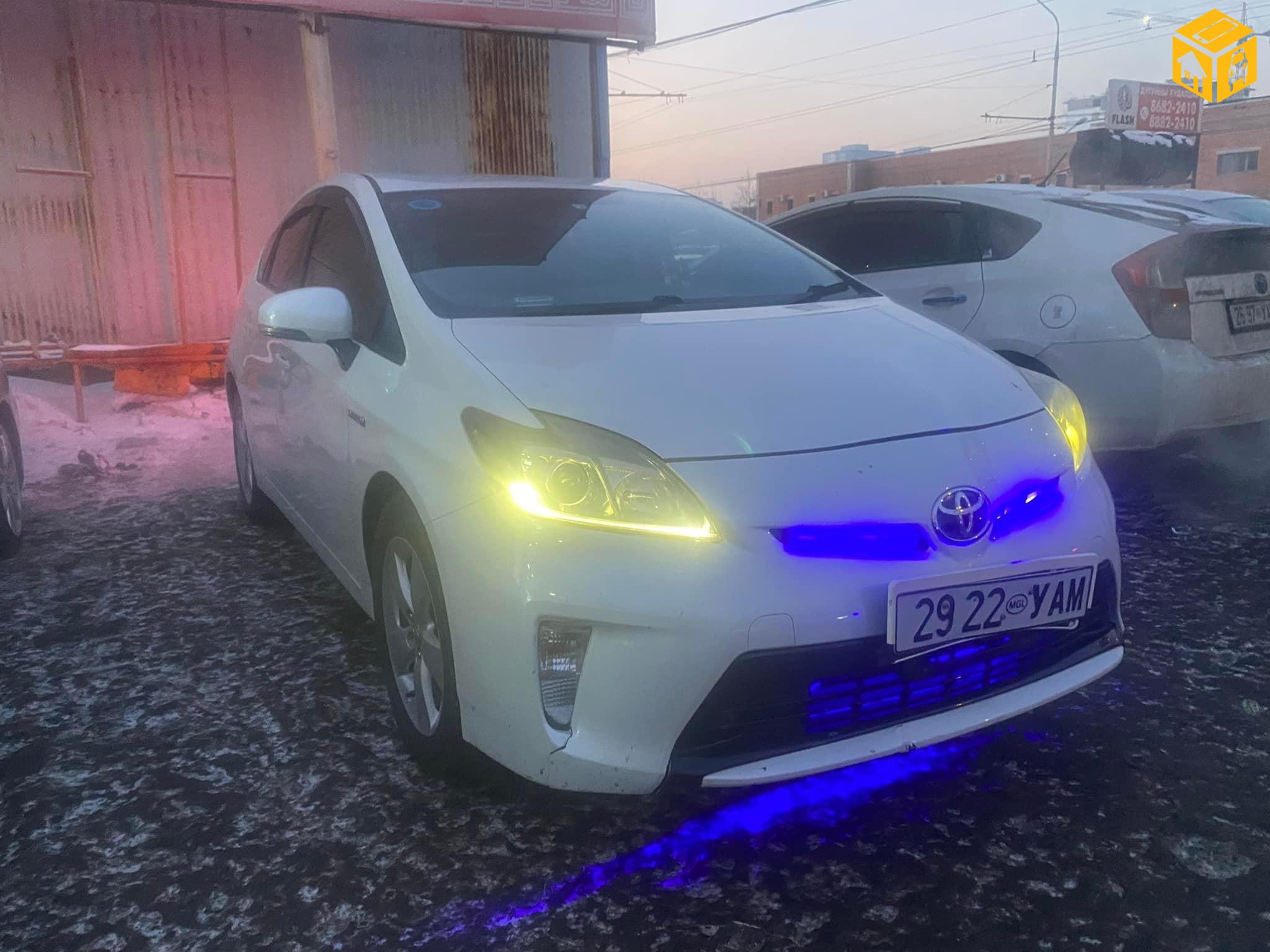 prius 30 zarna une, prius 30 зарна үнэ