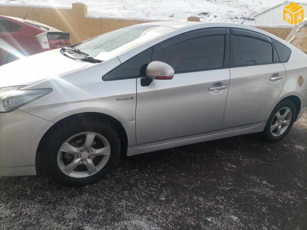 prius 30 zarna une, prius 30 зарна үнэ