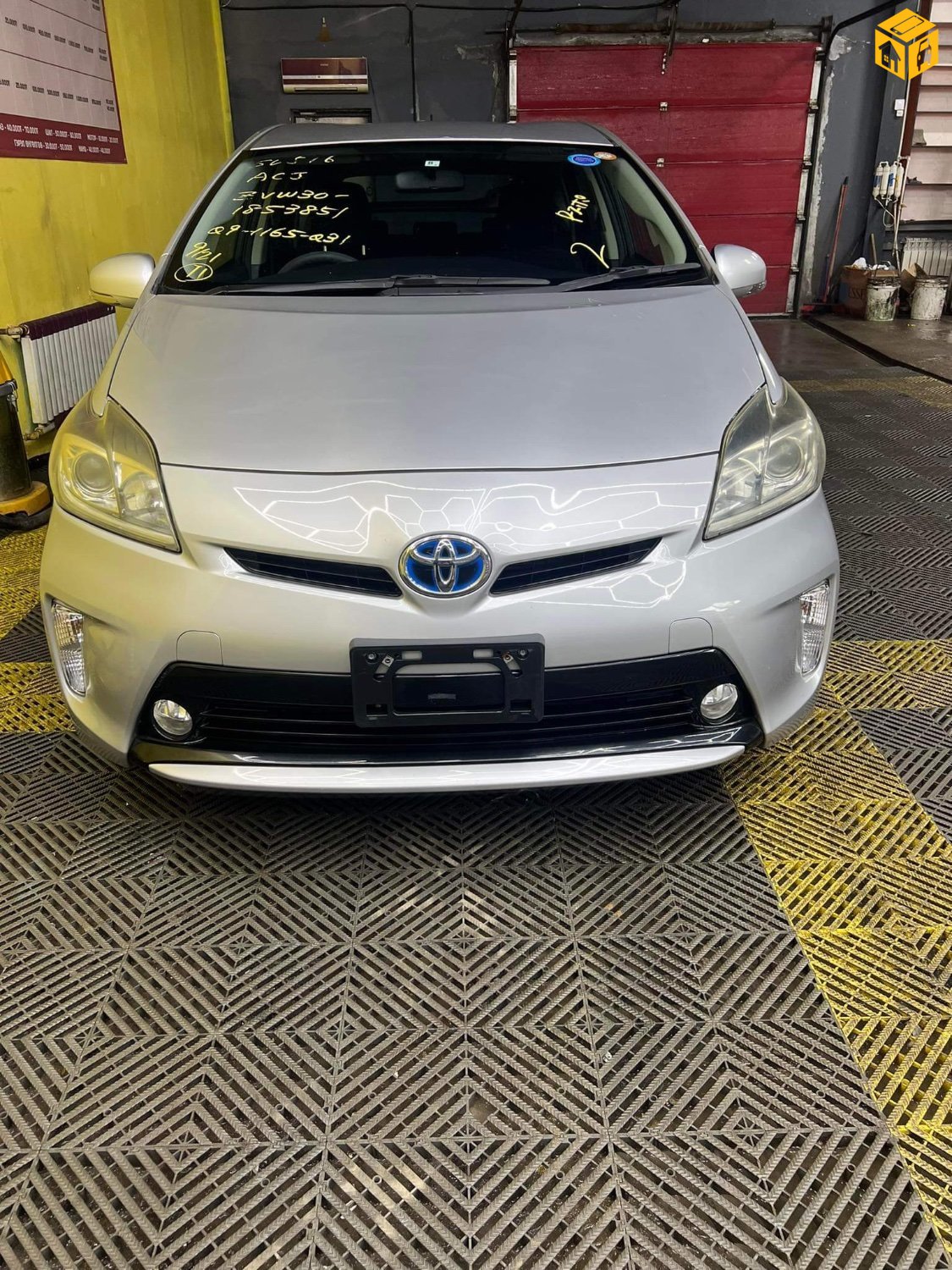 prius 30 zarna une, prius 30 зарна үнэ