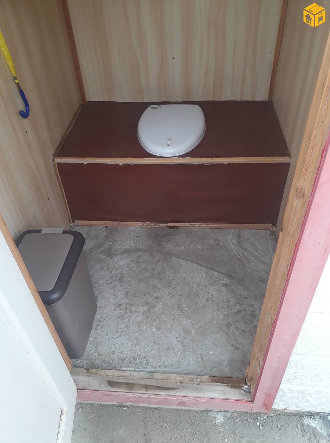 hashaa baishin zarna, хашаа байшин зарна